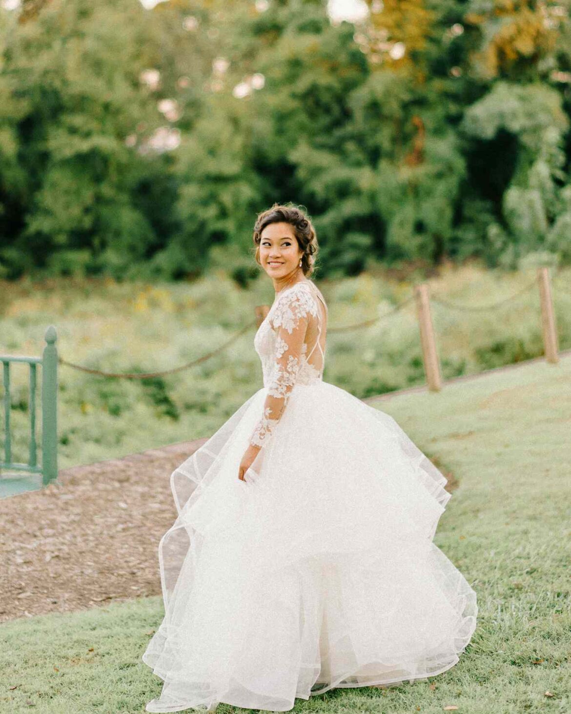 Dreamy Options for Simple Elegant Wedding Dresses - Business Weddings